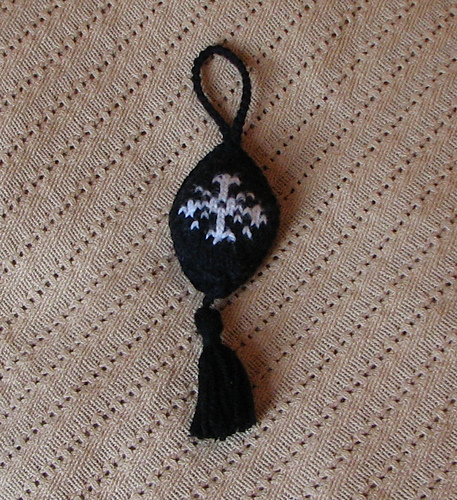 Ravelry: Gothic Yule: Snowflake Pomander Tree Ornament pattern by Erssie