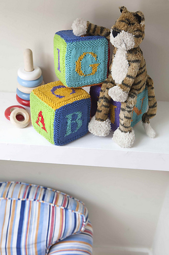 Ravelry: Alphabet Baby Blocks pattern by Erssie