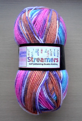 Ravelry: Streamers Scarf pattern by Esther Kate