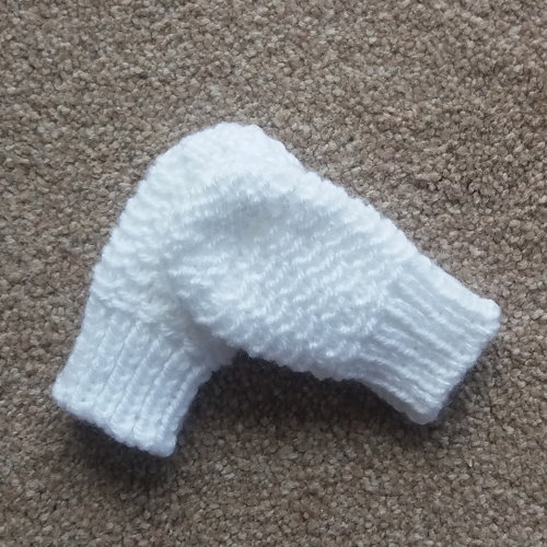 Ravelry: White Set pattern by Esther Kate