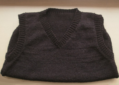 Ravelry: Flint Tank Top pattern by Esther Kate