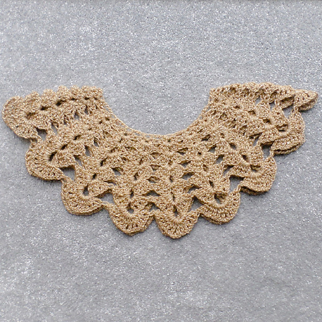 Ravelry: Sparkle Collar pattern by Esther Kate