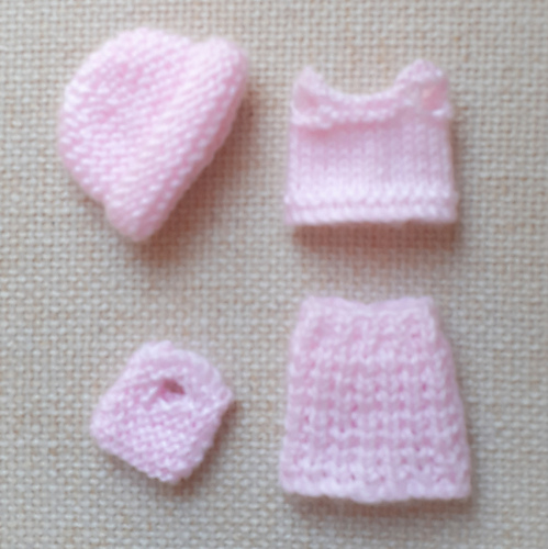 Ravelry: Little Sister in Baby Pink pattern by Esther Kate