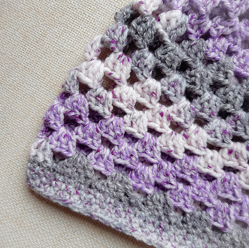 Ravelry: Snowy Mountain Drifter Hat pattern by Esther Kate