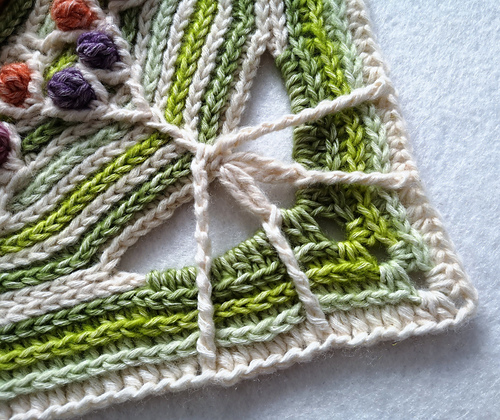 Ravelry: Secret Garden Square pattern by Evelin Karu