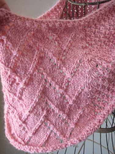 Ravelry: Flemish Block Cowl pattern by Gretchen Tracy