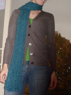 Ravelry: Bulky Cabley Scarf pattern by Morgan Ellithorpe