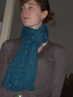 Ravelry: Bulky Cabley Scarf pattern by Morgan Ellithorpe