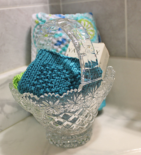 Ravelry: Village Square Spa Cloth pattern by Debbie Trainor