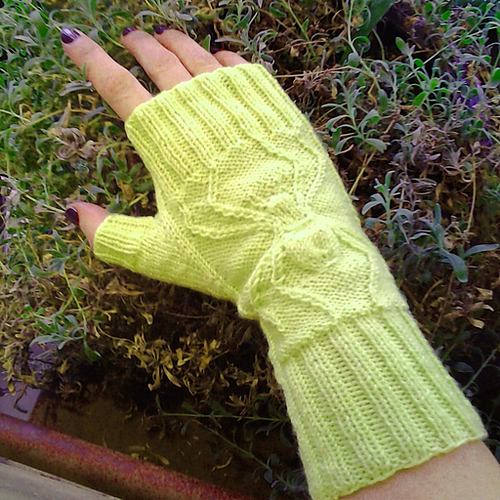 Ravelry Arachnid Pattern By Karen Fournier