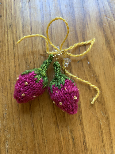 Ravelry: Strawberry pattern by The Knit Guru