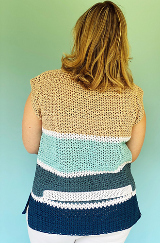 Ravelry: Colorblock Top pattern by Amanda Saladin