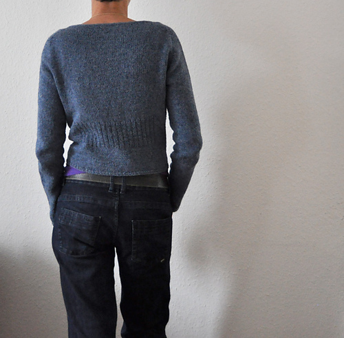 Ravelry: slanted Sleeven pattern by ANKESTRiCK