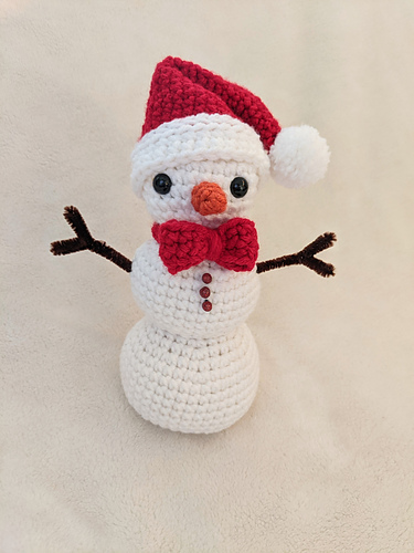 Ravelry: Snow Friend pattern by Lauren Madsen