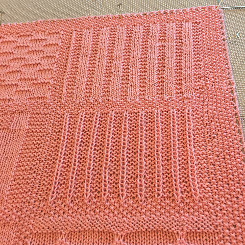 Ravelry: Wee Baby Blocks pattern by Susan Barstein