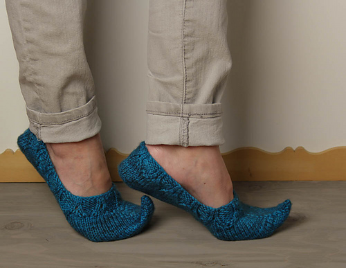 Ravelry: Persian Curled Toe Slippers pattern by Jenise Hope