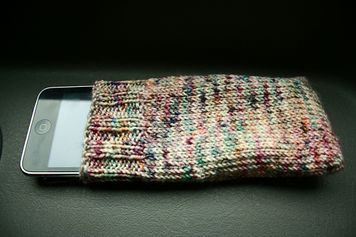 Ravelry: iPod Sock pattern by Jenise Hope