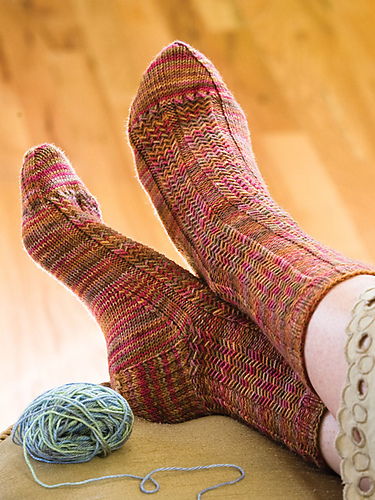 Ravelry: Herringbone Rib Socks pattern by Kristi Schueler