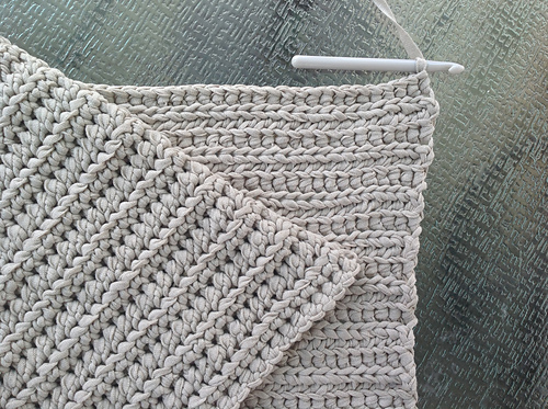 Ravelry: Modern Bath Rug pattern by April Diodato