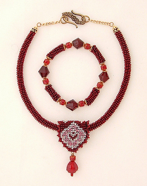 Ravelry: Beaded Ropes pattern by Kathryn White