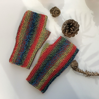 Ravelry: fishmamma's Garter Stitch Mitts