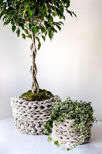 Ravelry: Arm Knit Chunky Basket pattern by flax & twine | anne weil