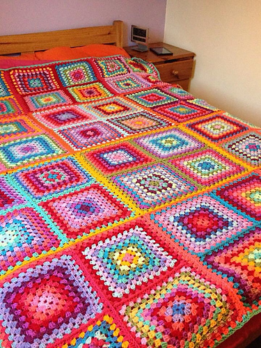 Ravelry: Colourful Granny Square Blanket pattern by Kirsten Ballering
