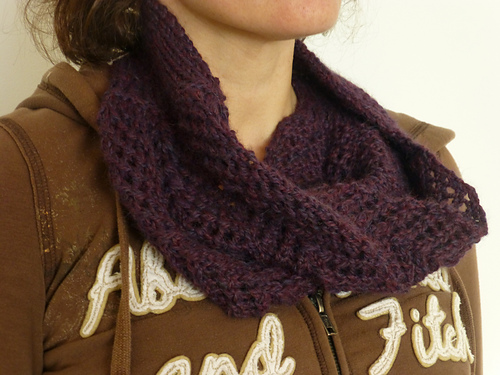 Ravelry: Arrowhead Lace Cowl pattern by Gretchen Tracy