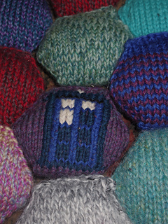 Ravelry: TARDIS hexipuff pattern by Allie Bays