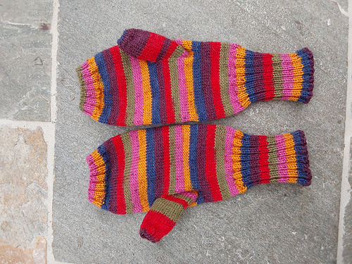 Ravelry: Fingerless Sock Yarn Mittens pattern by Sue Beard
