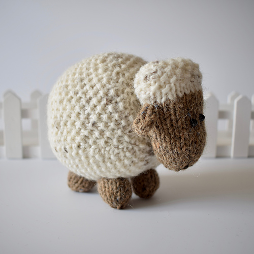 Ravelry: fluffandfuzz's Moss the Sheep