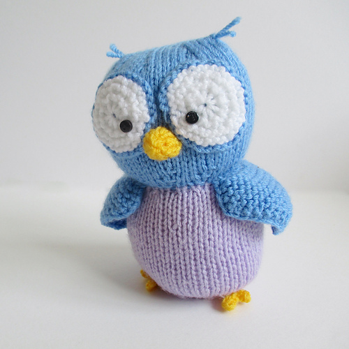 Ravelry: Hoots the Owl pattern by Amanda Berry