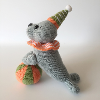 Ravelry: Seal Toy pattern by Amanda Berry