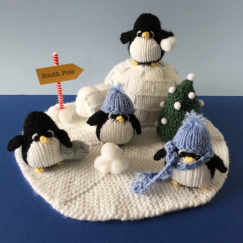Ravelry: Penguin Party Playset pattern by Amanda Berry