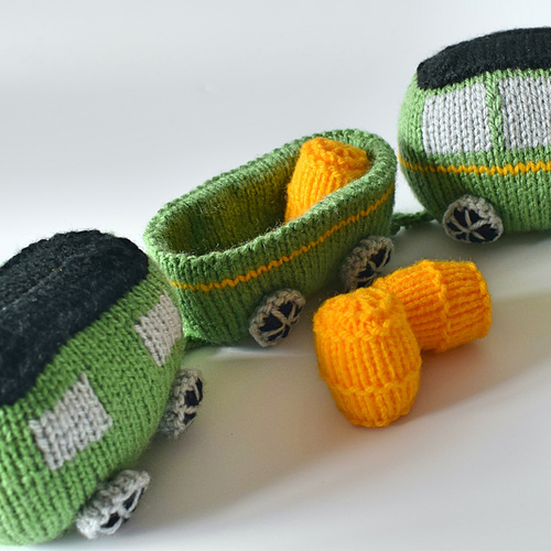 Ravelry: Toy Train pattern by Amanda Berry