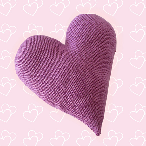 Ravelry: Heart Cushion pattern by Amanda Berry
