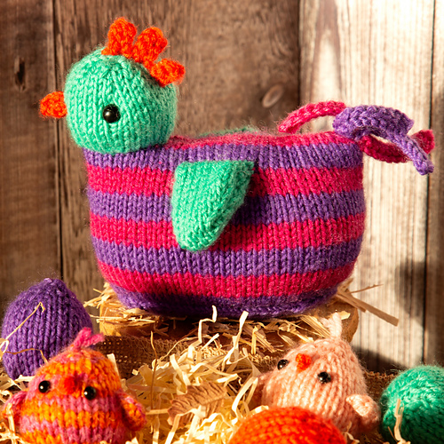 Ravelry: Hattie Hen pattern by Amanda Berry