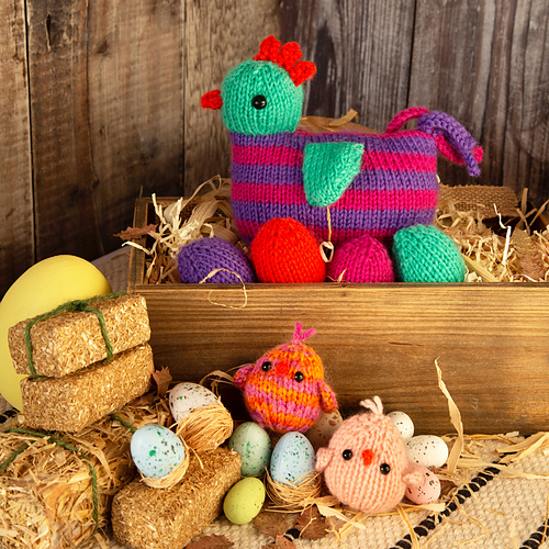 Ravelry: Hattie Hen pattern by Amanda Berry