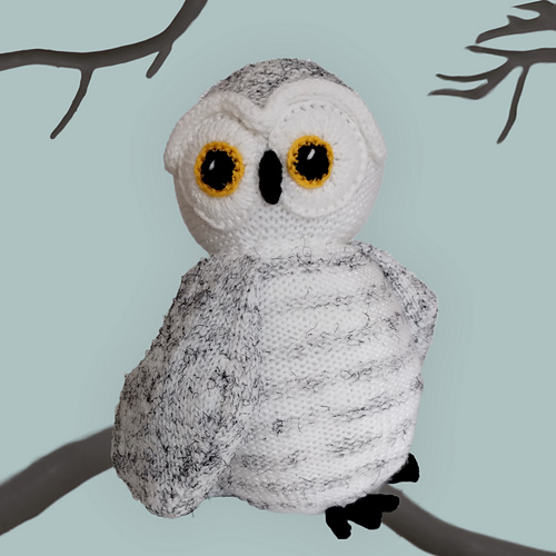Ravelry: Twit-Twoo Snowy Owl pattern by Amanda Berry