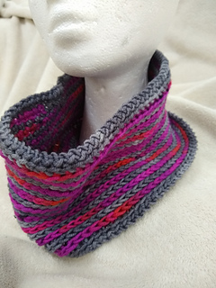 Ravelry: Orbital Cowl pattern by Margo Bauman