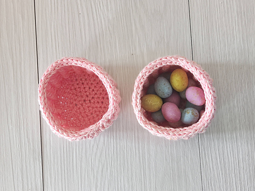 Ravelry: Easter Candy Dish pattern by Susanna Biaye