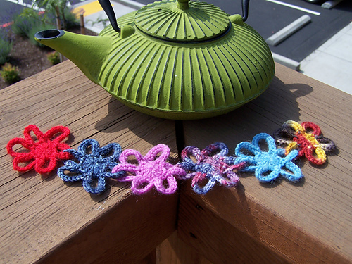 Ravelry: String of Flowers (Flower Garland) pattern by Rachel Beth