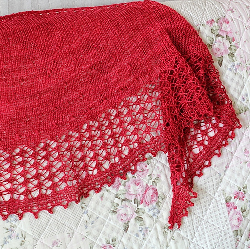Ravelry: Les rêveurs shawl pattern by Lea Lacoste