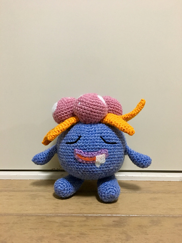 Ravelry: Gloom from Pokemon pattern by Cindy Tran