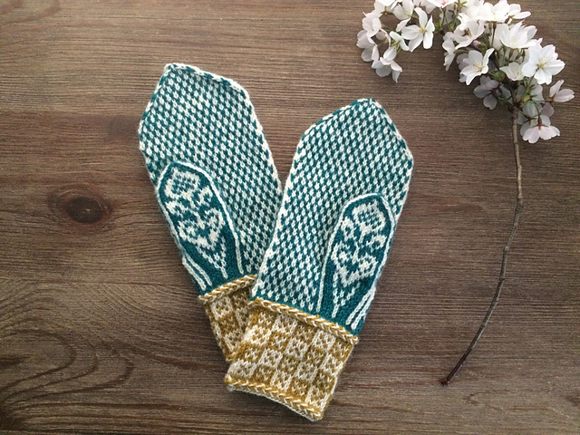 Ravelry: fun9's Birds Mittens