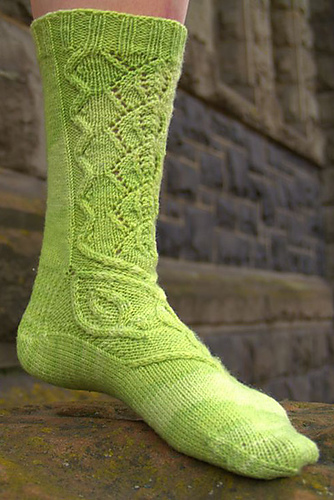 Ravelry: Absinthe pattern by Sara Morris