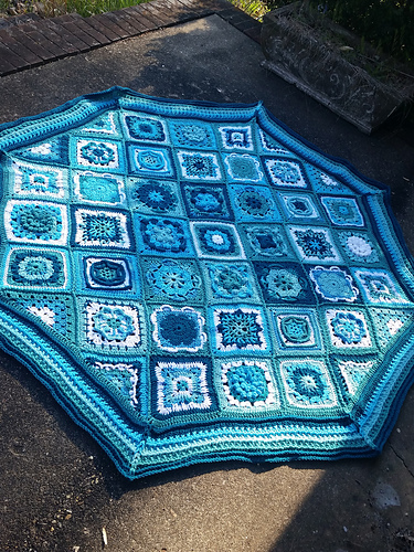 Ravelry: Octa'ghan pattern by Julie Yeager
