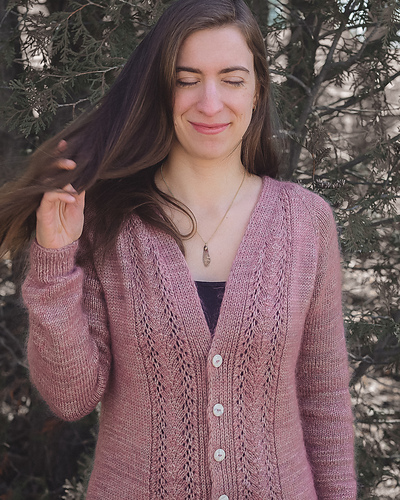 Ravelry: Samara Cardigan pattern by Gabrielle Vézina