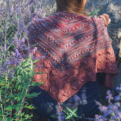 Ravelry: Lily's Valley Shawl pattern by Gabrielle Vézina
