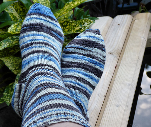 Ravelry: Quick & Easy Ribbed Socks pattern by Erssie